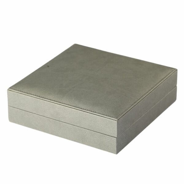 Custom Gift Box Best Price in Qatar | #1 Gift Packaging